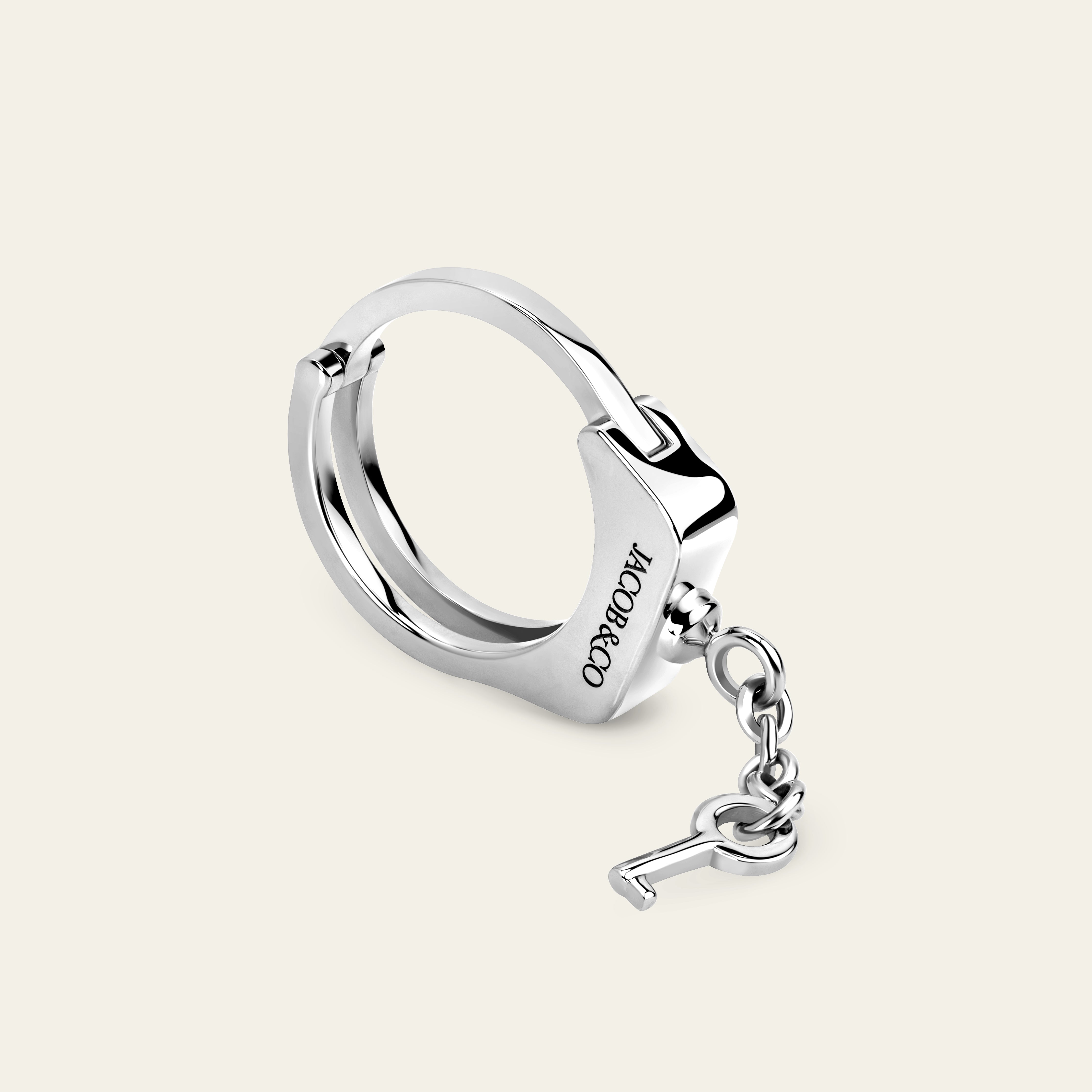 Love Lockdown Ring – Jacob & Co.